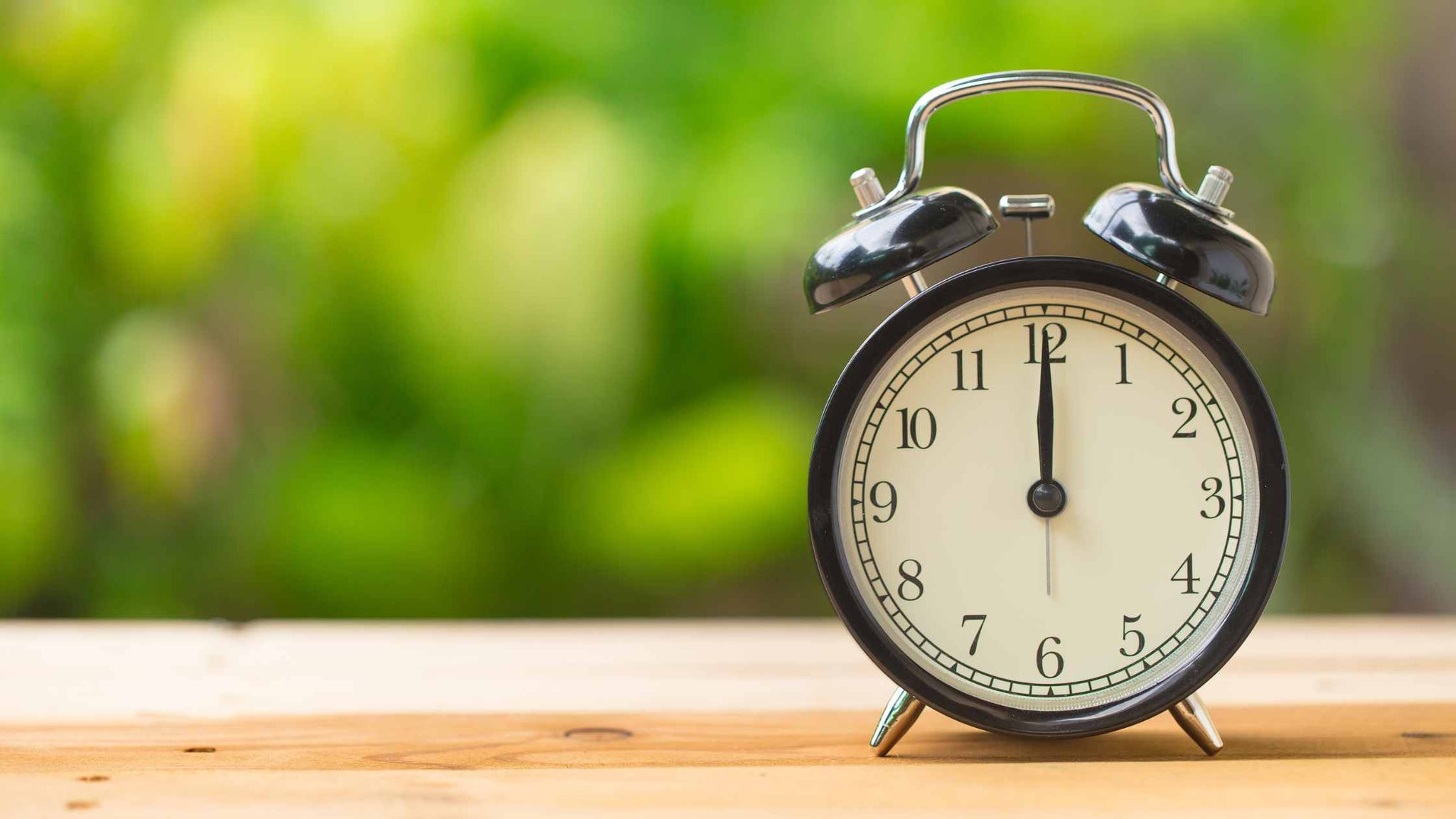 Heures Miroirs : Découvrez leur signification en un clin d'œil ...